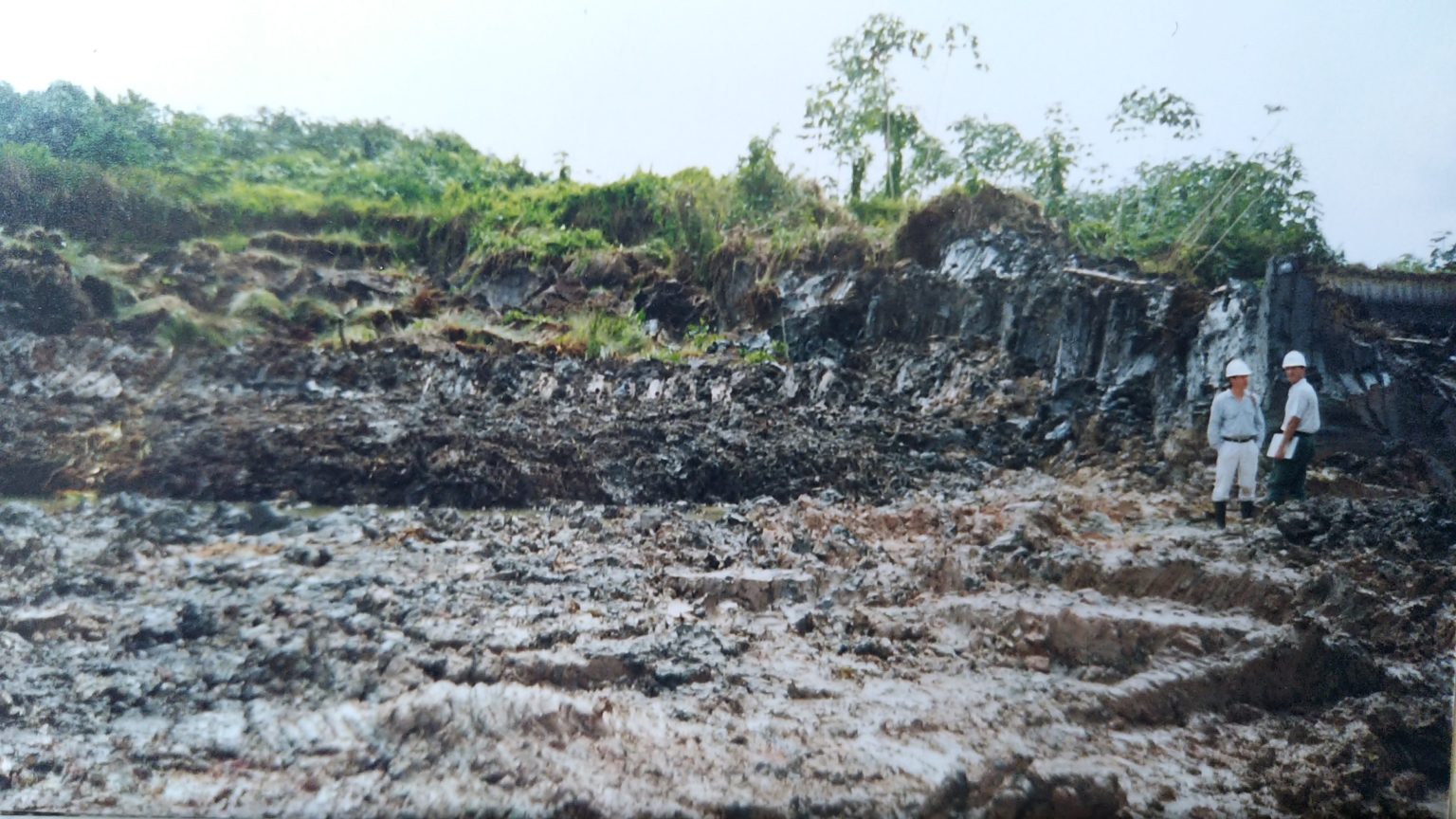 Clays and Mining – Friends or Foes?